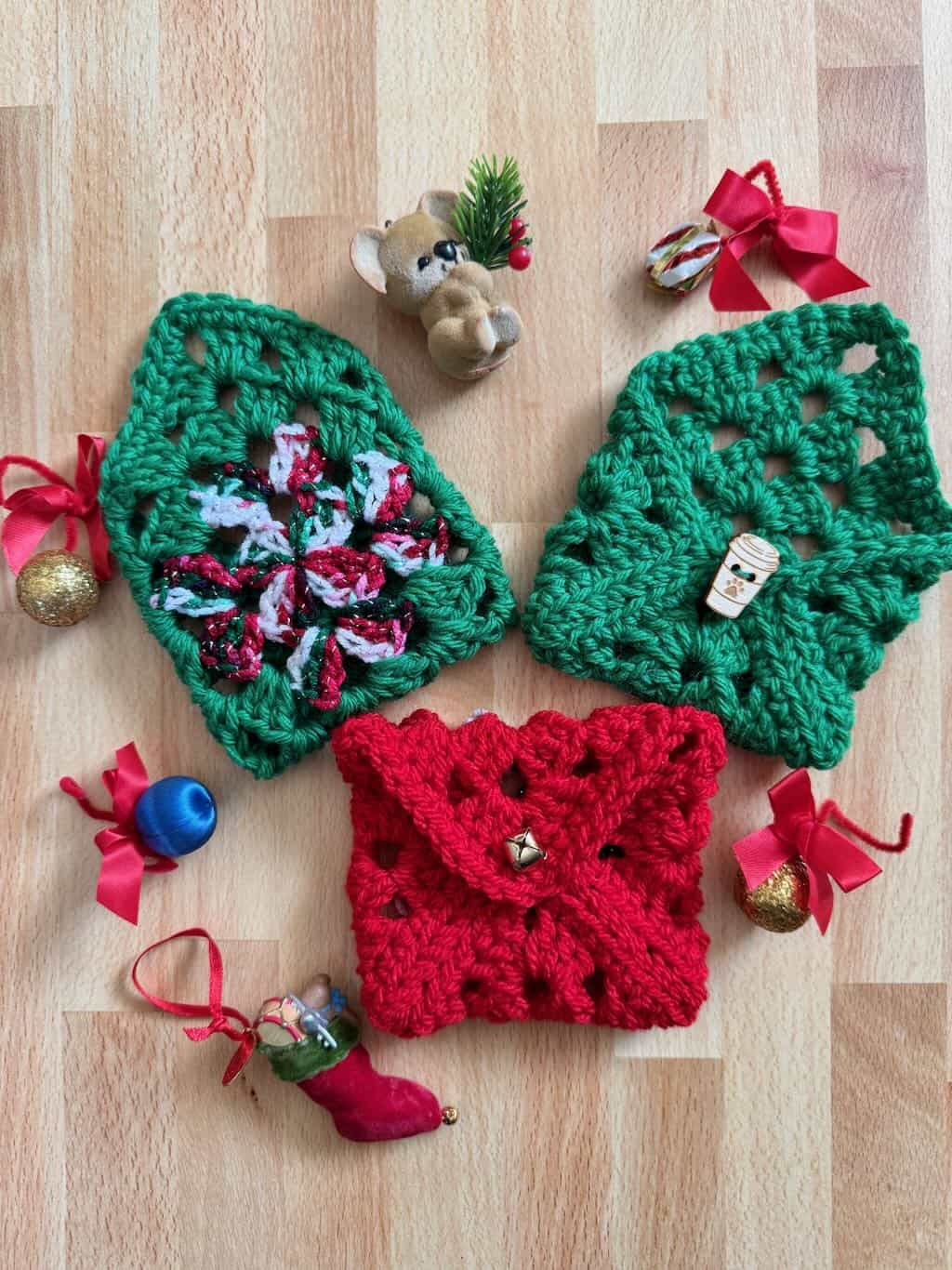 Crochet a special granny square gift card holder for a personalized ...